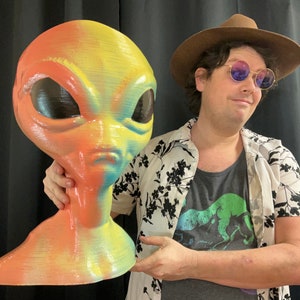 GIANT "beach-fade" Alien! Sunset-color AND Custom Eye Color. HUGE ...