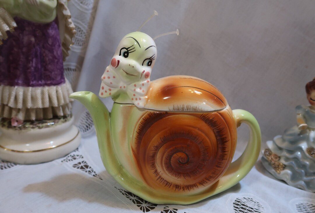 Super Cute Vintage Enesco Snappy Snail 6-7/8 Covered Teapot Green Snail ...