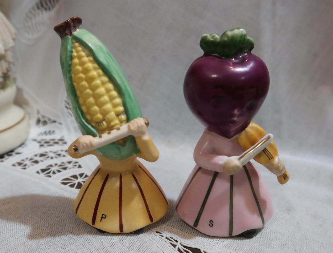 Veggie Sistas Vintage Napco Corn Beet Vegetable Salt Pepper Shakers ...