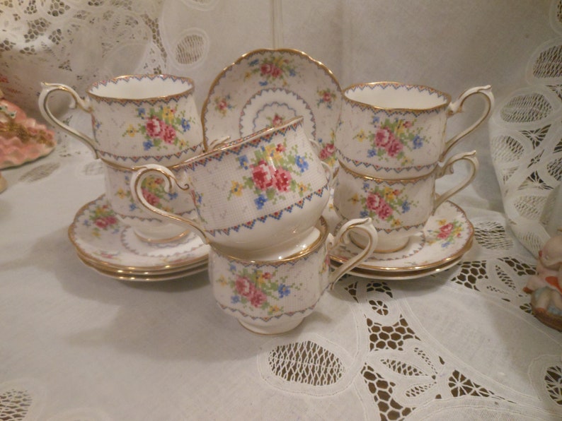 Lovely Vintage Royal Albert Petit Point China Hampton - Etsy