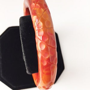 Vintage End-of-day Bakelite Paprika Tobacco Carved Bangle RARE Unique ...