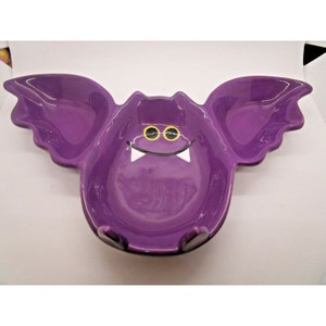 2007 Harry & David Purple Ceramic Bat Shaped Halloween Candy Dish ...