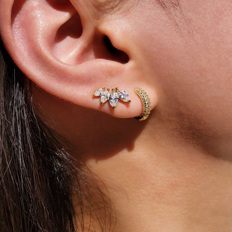 Ear Climber - Gold Ear Crawler - Gold Ear Climber - Floral Earrings ...