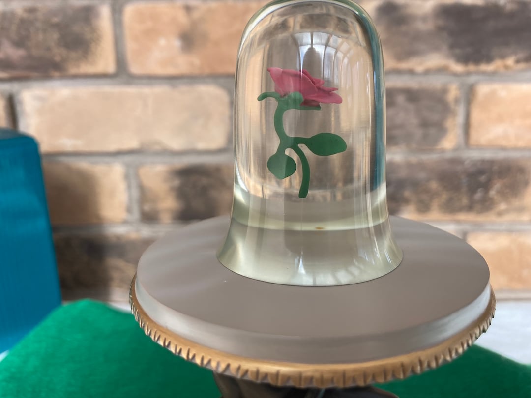 WDCC Beauty and the Beast enchanted rose table 1991 Classic collection ...