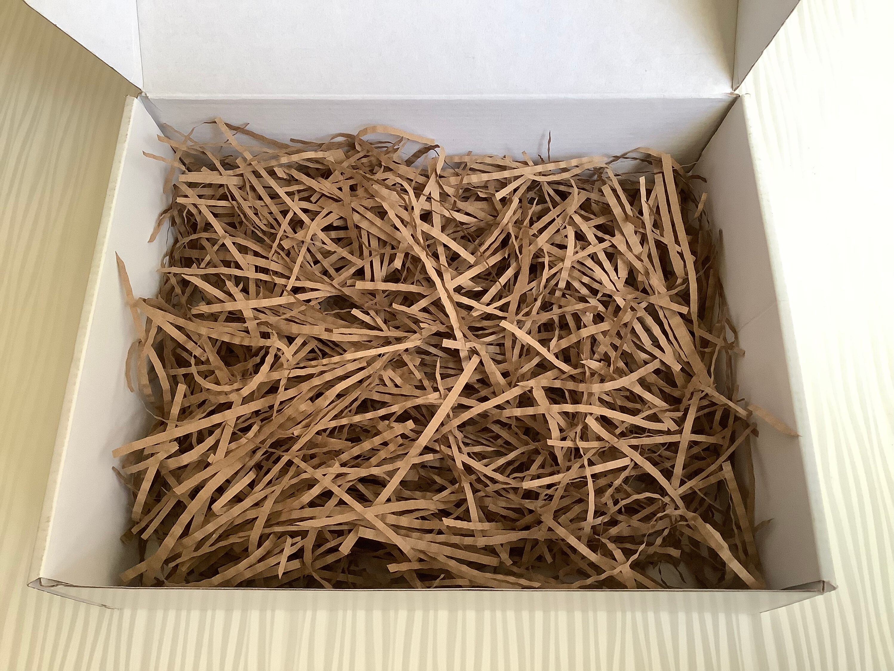 Shredded Kraft Brown Paper With Daisy Flowers Confetti for Gift Baskets ...