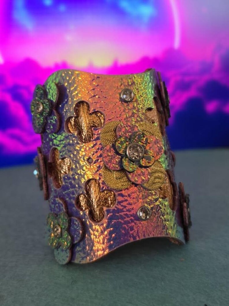 Futuristic Venus Rose Relic Wrist Snap Bracelet in Authentic Iridescent ...