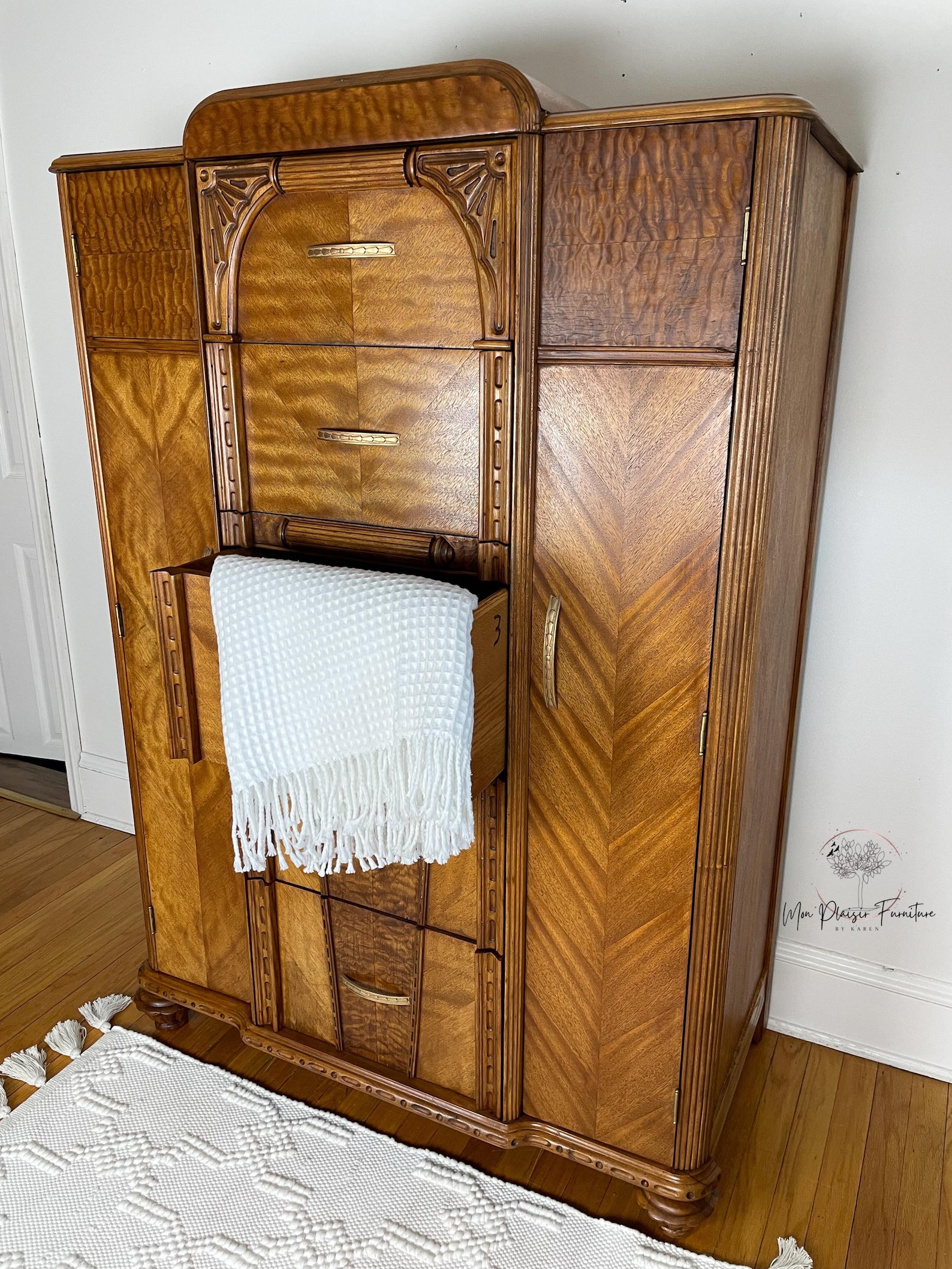 SOLD - 1920’s Art Deco Armoire/chifferobe - Etsy