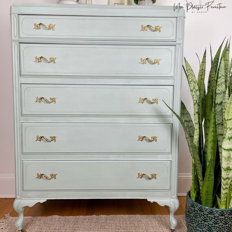 French Provincial Dresser - Etsy