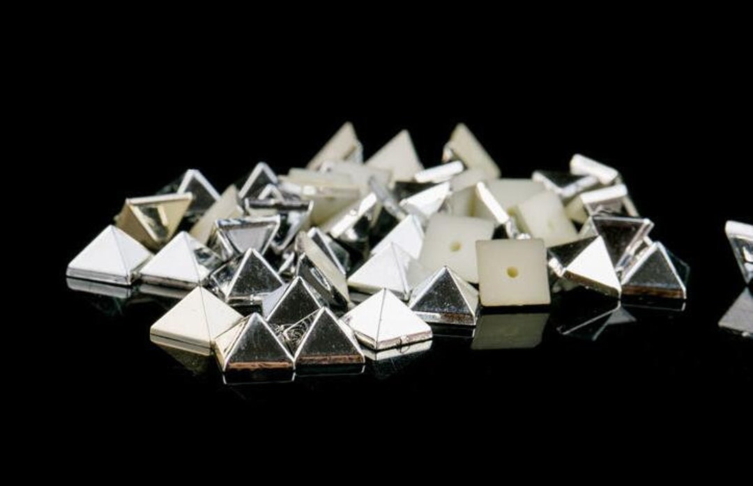 PACK of 100 Metal Pyramid Spikes Silver Bullet Rivets Studs - Etsy