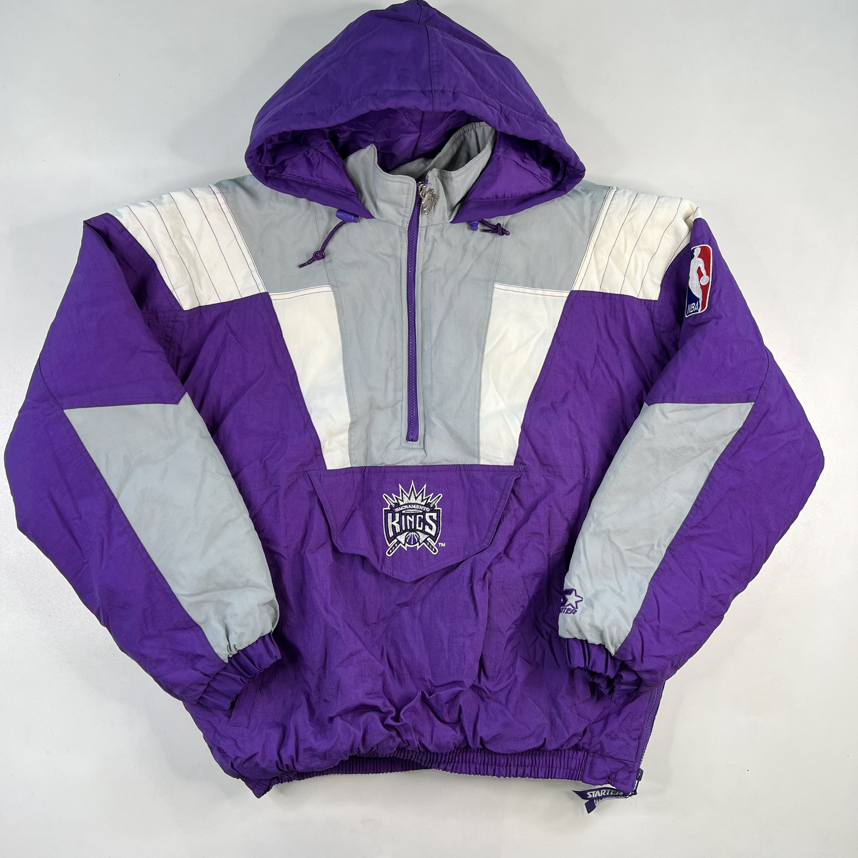 90's Starter Sacramento Kings NBA Pullover Puffy Jacket 90's Starter Sacramento Kings NBA Pullover Puffy Jacket