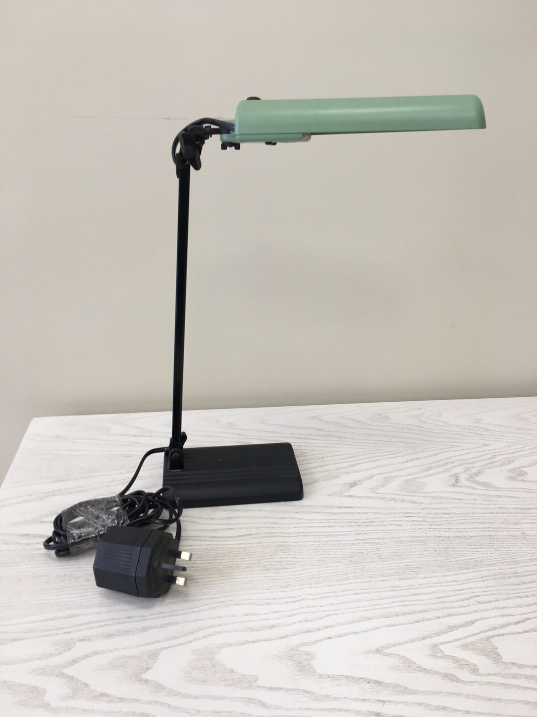 Lival Finnish Lamp Desk up Down Tilting Hand Twist Lock Post Modernist ...