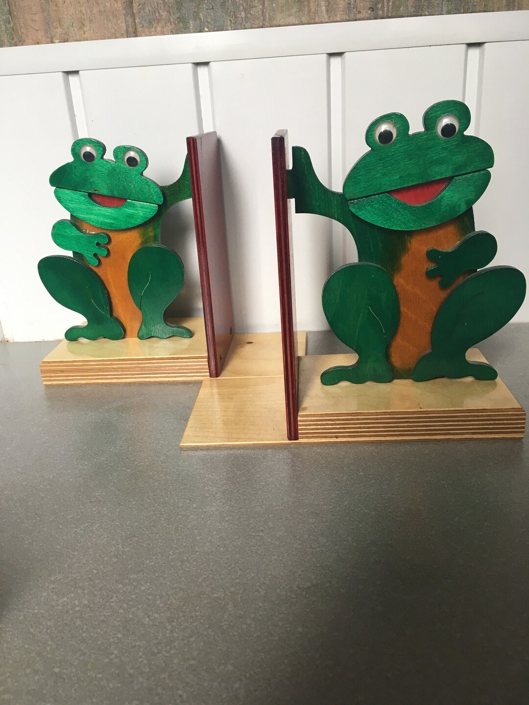 2 French Bookends Funny Frogs Wooden Mid Century Shelf Table Decor ...