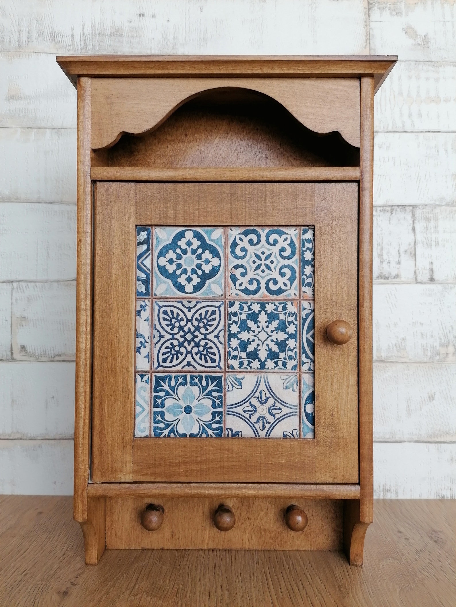 Wooden Key Box Wall Key Cabinet Key Holder Box Key Storage - Etsy UK