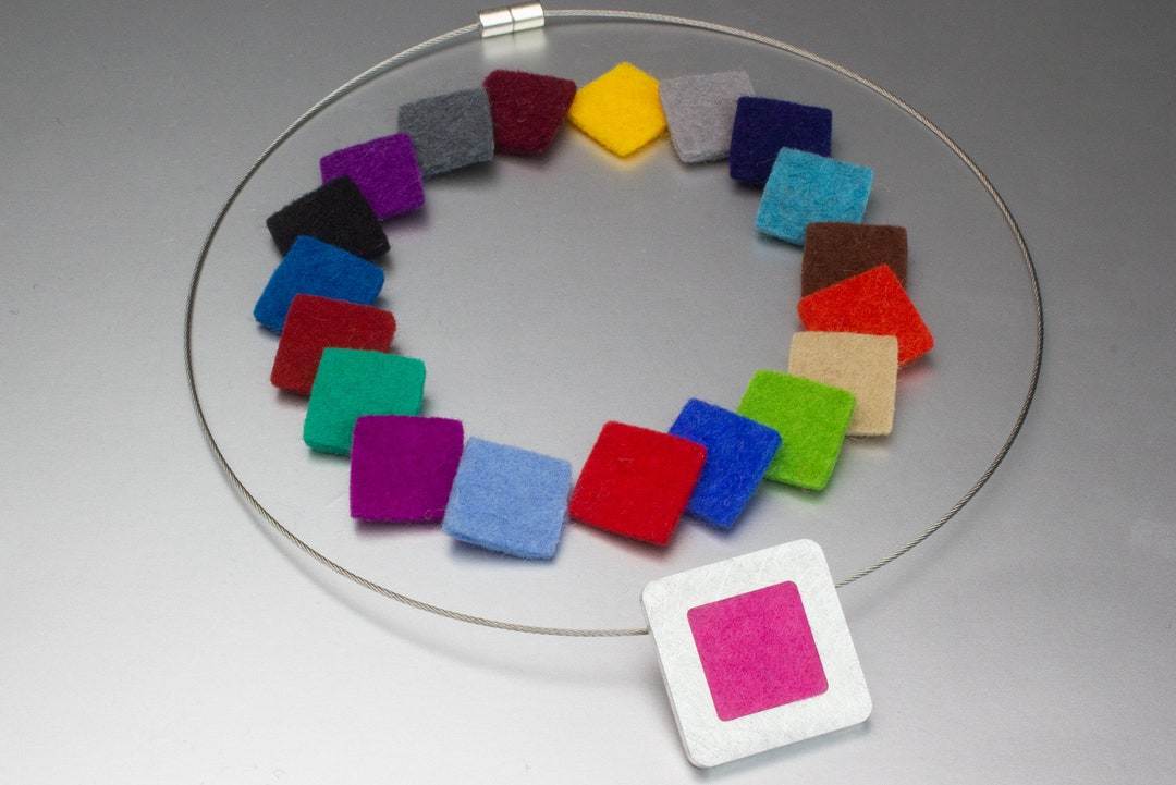 Interchangeable Necklace With 20 Interchangeable Colors. Necklace for ...