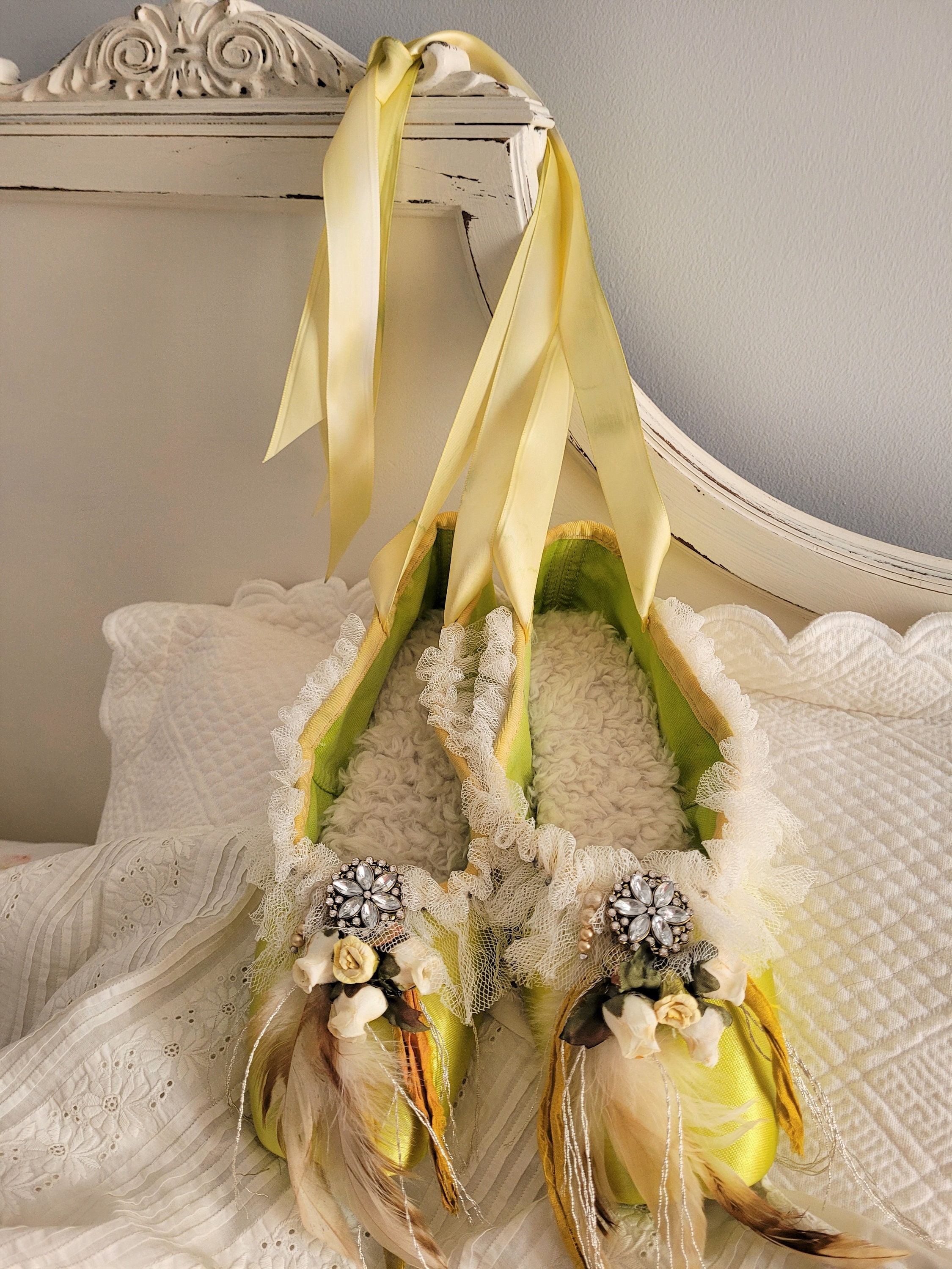 Ballet Ballerina Chartreuse Lime Green Satin Pointe Toe Shoes - Etsy