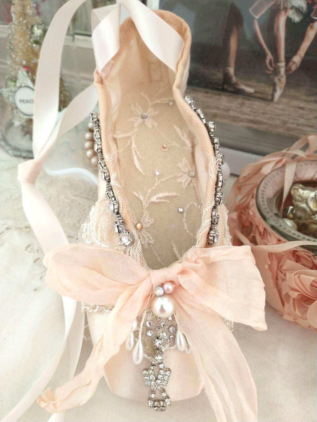 Satin Ballet Ballerina Pointe Toe Shoes Slippers Decorated Display Pale ...