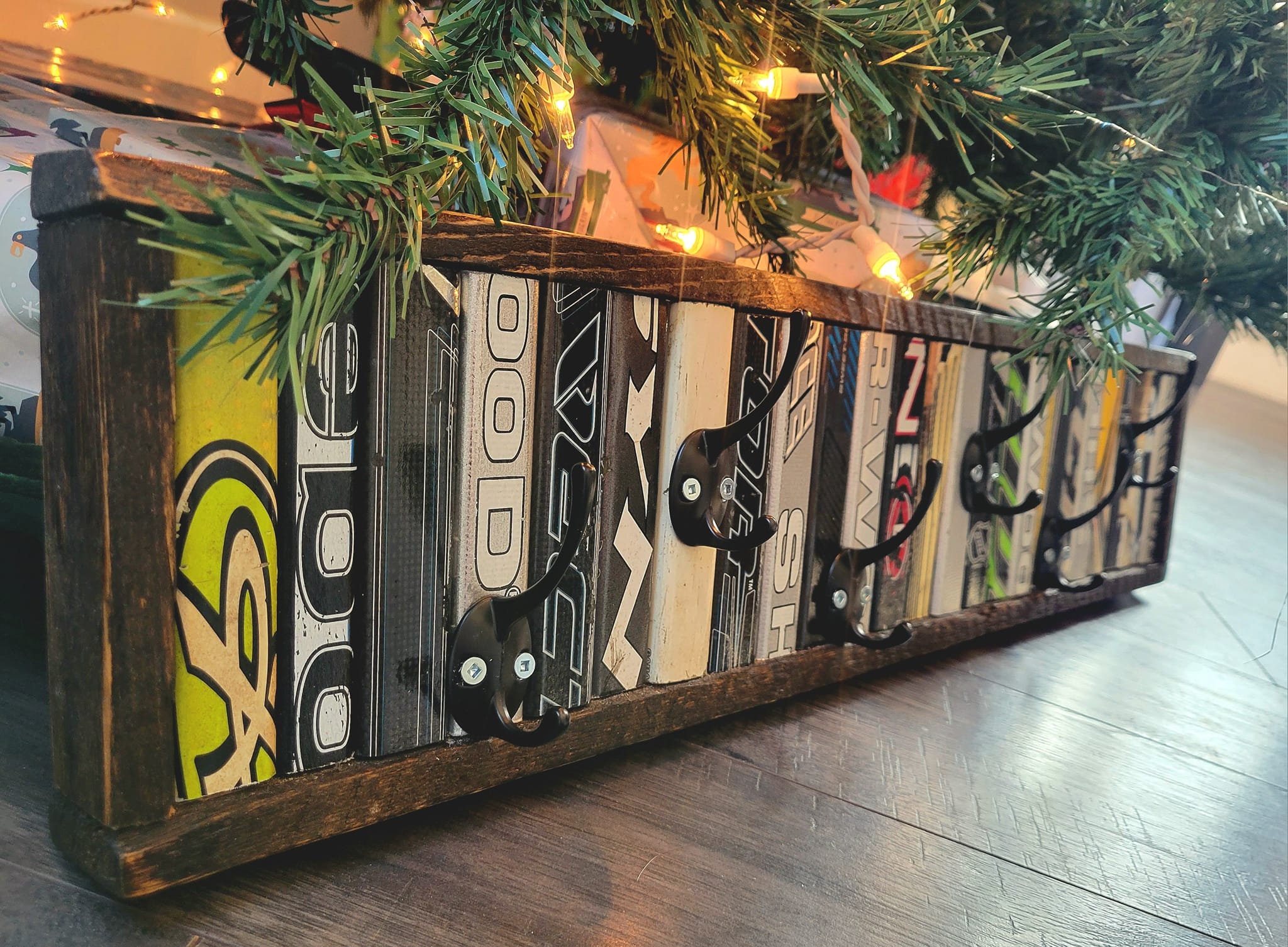 Hockey Stick Hanging Rack/ Wall Art Recycled Hockey Stick Art - Etsy