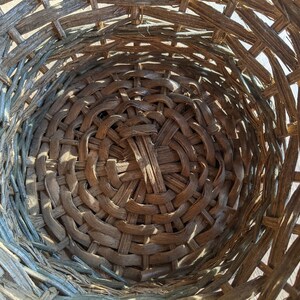 Primitive Wicker Round Flower Basket With Handle | Rustic Country ...