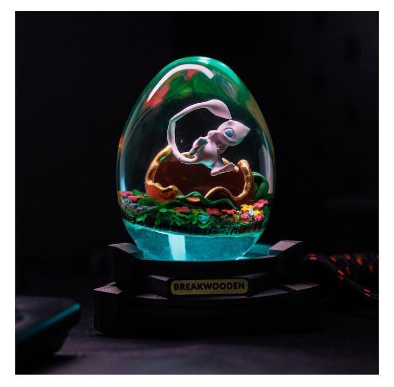 MEW POKEMON Resin Lamp Egg, Custom Epoxy Resin Art, Handcrafted Eggs ...