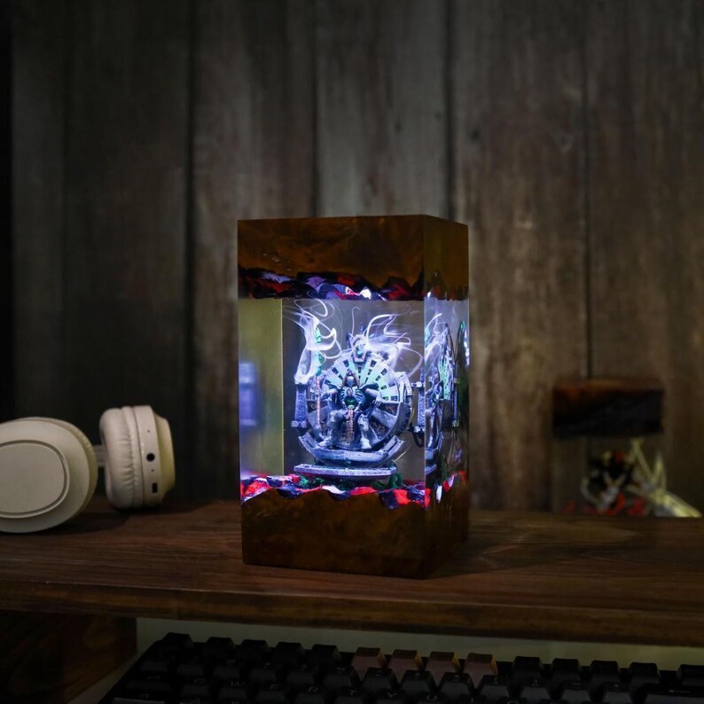 Warhammer Trazyn Night Light, Warhammer 40k Resin Art Lamp, Gaming Room ...