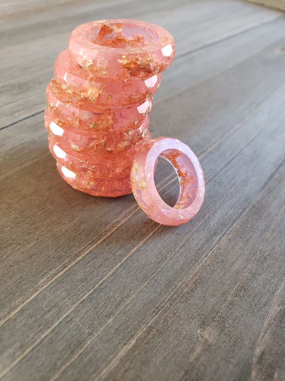 Bague en résine or rose - Bague paillettes d'or - Bague en résine ...