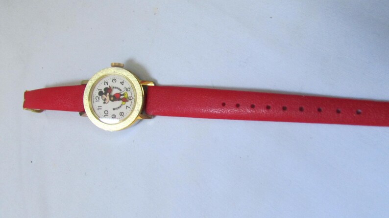 Mickey Mouse Watch Red Band swiss Made Walt Disney Production Winding ...