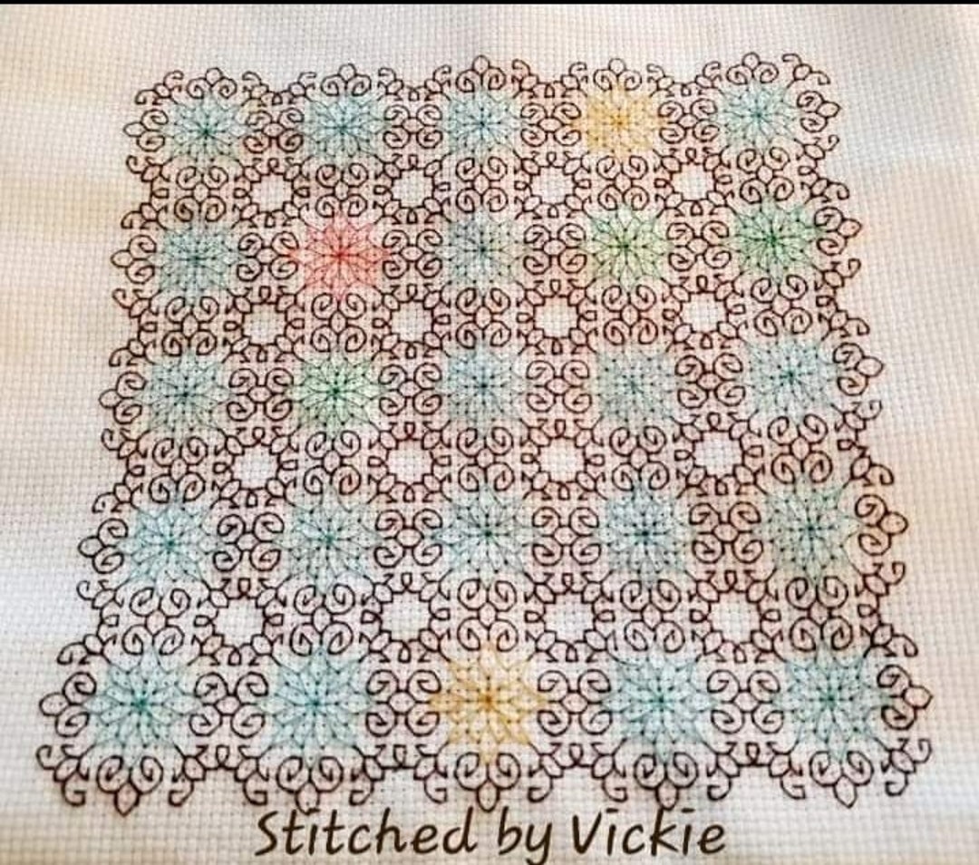 Fancy Swirly Lace Panel Blackwork Chart - Etsy