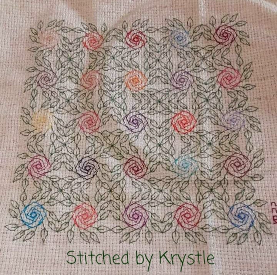 Rotating Roses Lace Panel Blackwork Chart - Etsy