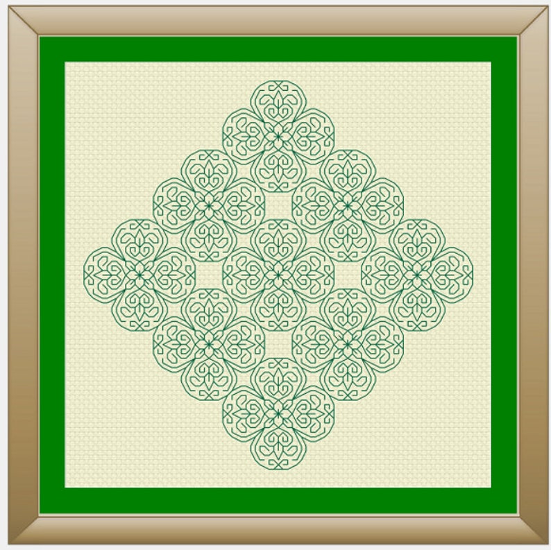 9 Shamrocks Blackwork Chart - Etsy