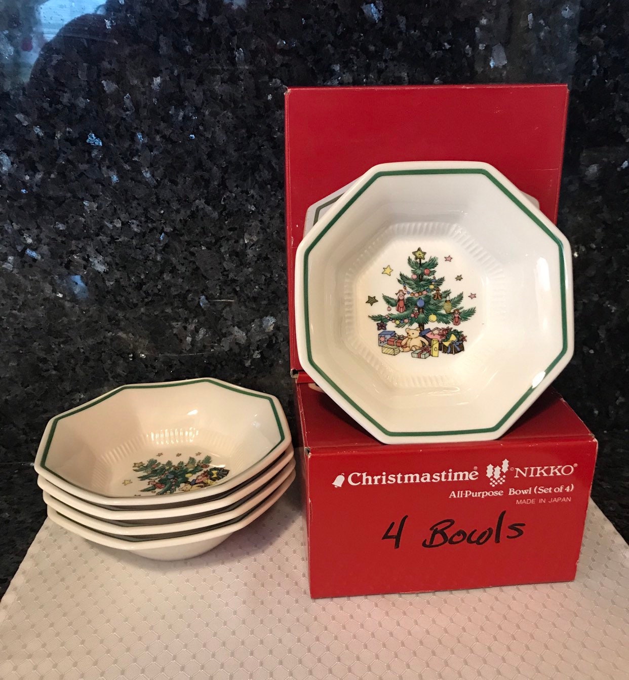Nikko Christmastime bowls set of 4