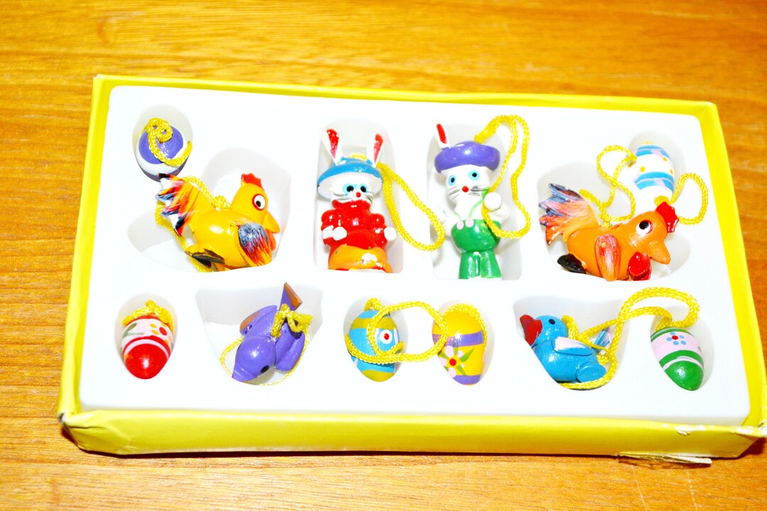 Vintage 10 Figures /pieces Easter Bush Jewelry Wood 70s Retro Vintage ...