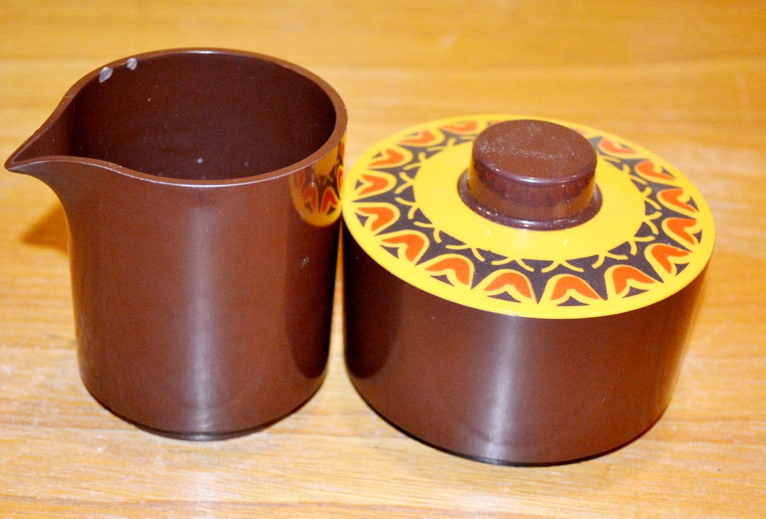 Vintage Milk & Sugar Set Plastic Melamine by Waca Yellow/brown 70s Retro Mid Century Seventies ...