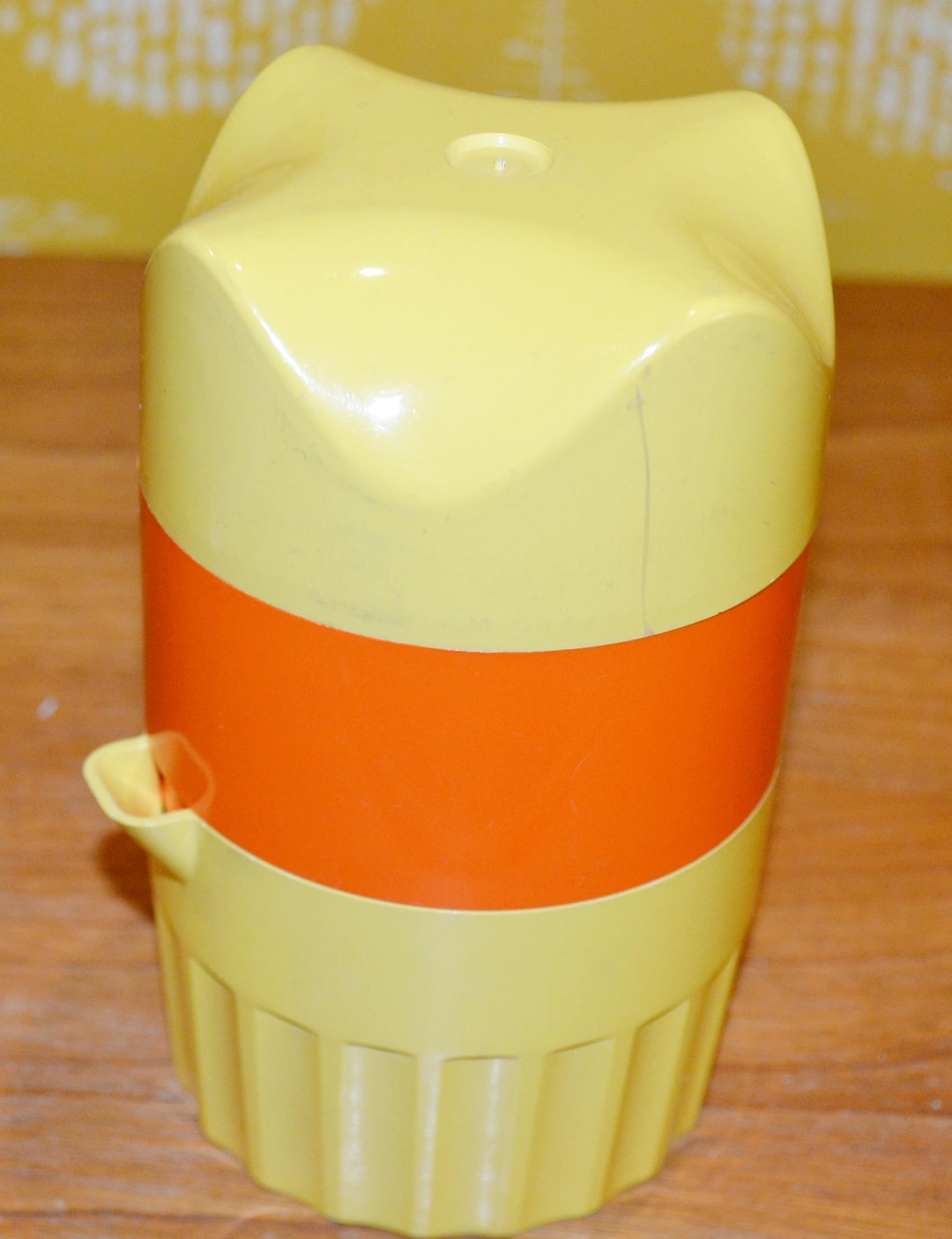 Beautiful Vintage Lemon Squeezer Plastic Yellow/orange Retro 70s Mid ...