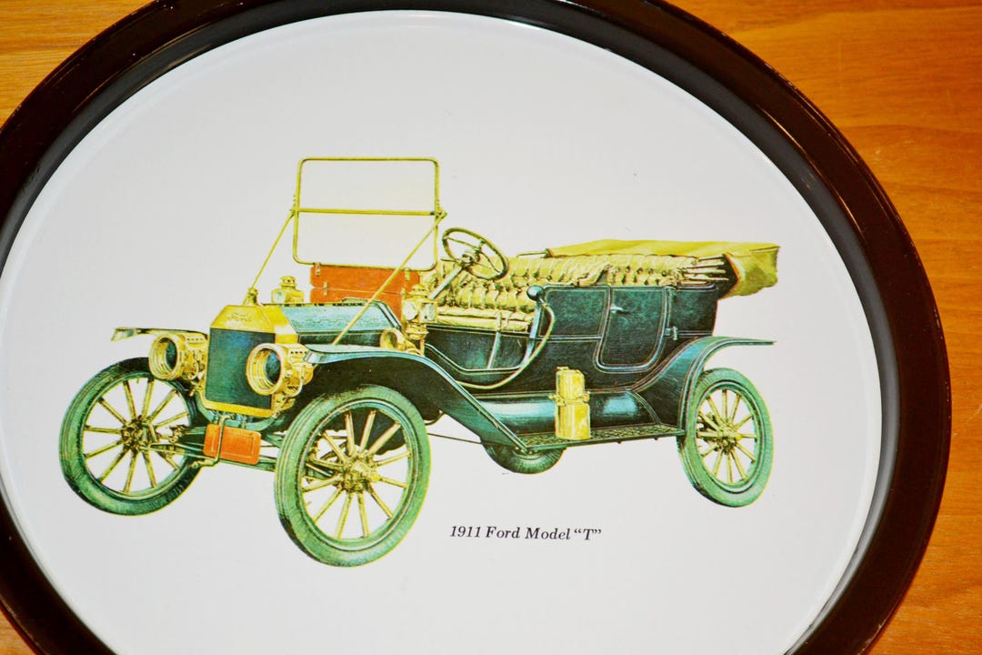 Beautiful Round Vintage Tin Tablet, 1970s Classic Car Ford Model T ...