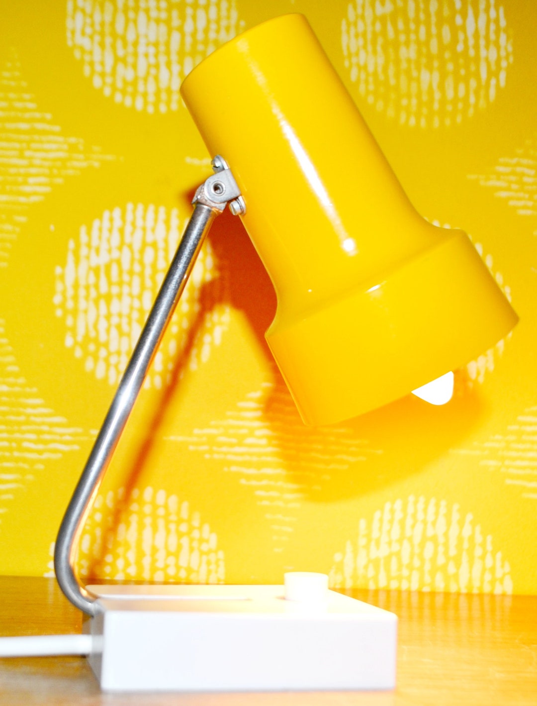 Vintage Table Lamp 70s Yellow/white Retro Mid Century Space Age Shabby ...