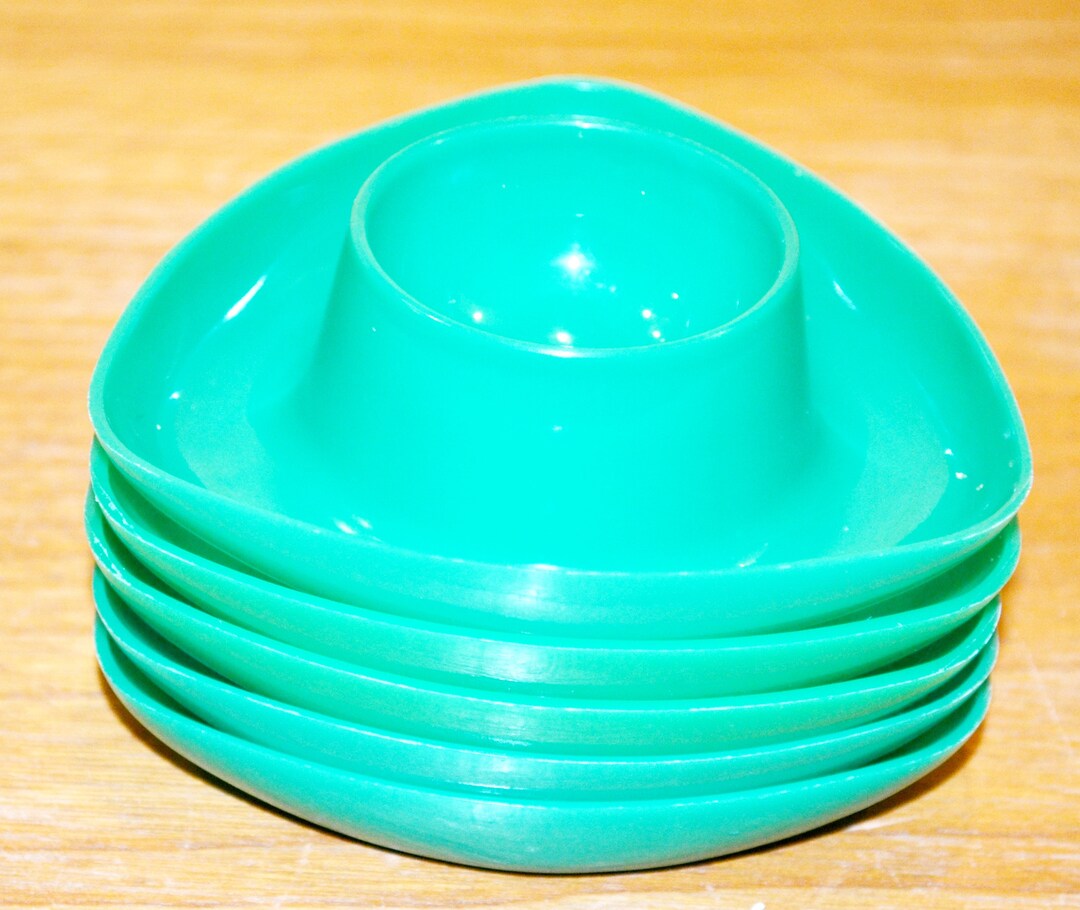 Vintage Egg Mug Set Plastic Green Egg Cups 70s Retro Mid Century Space ...