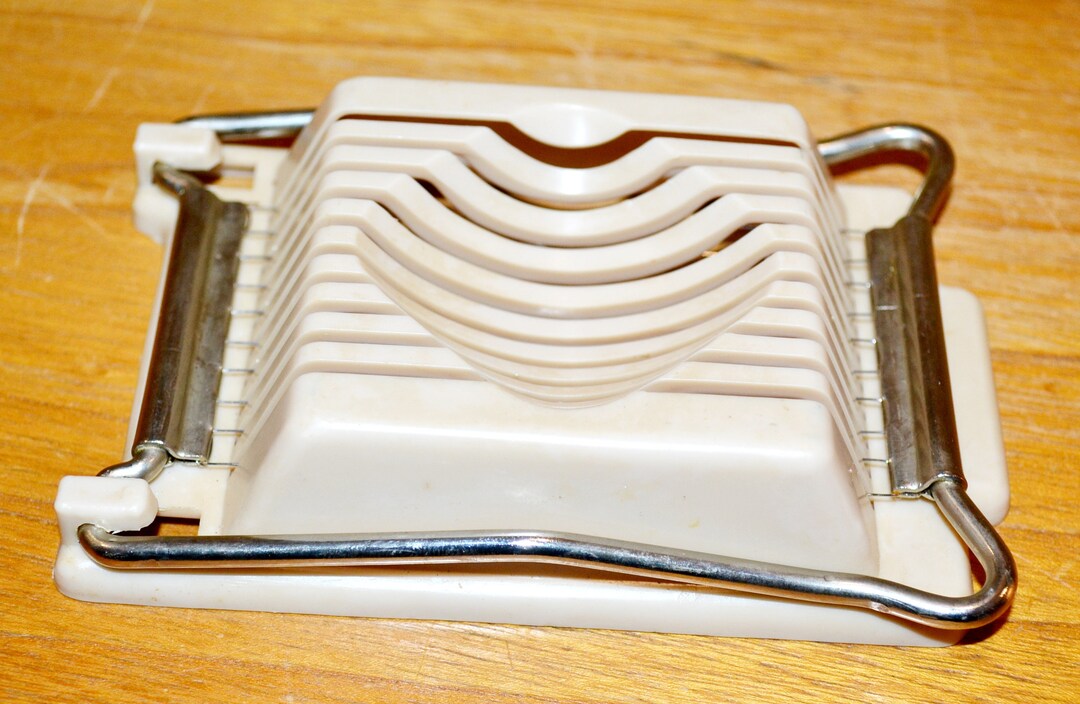 Vintage Egg Slicer 50s Metal / Plastic Beige Retro Mid Century Shabby ...