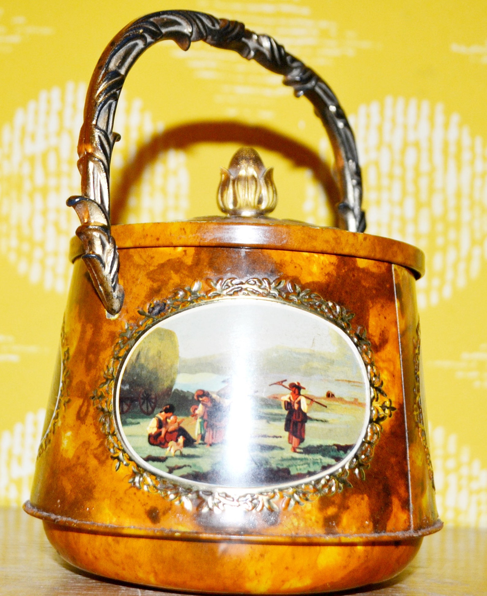 Vintage Tin Can 70s Retro Design - Etsy