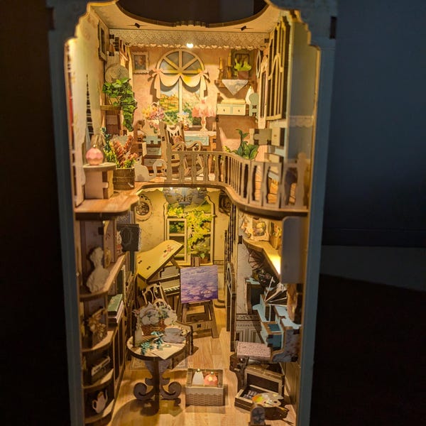 Bookshelf Diorama - Etsy