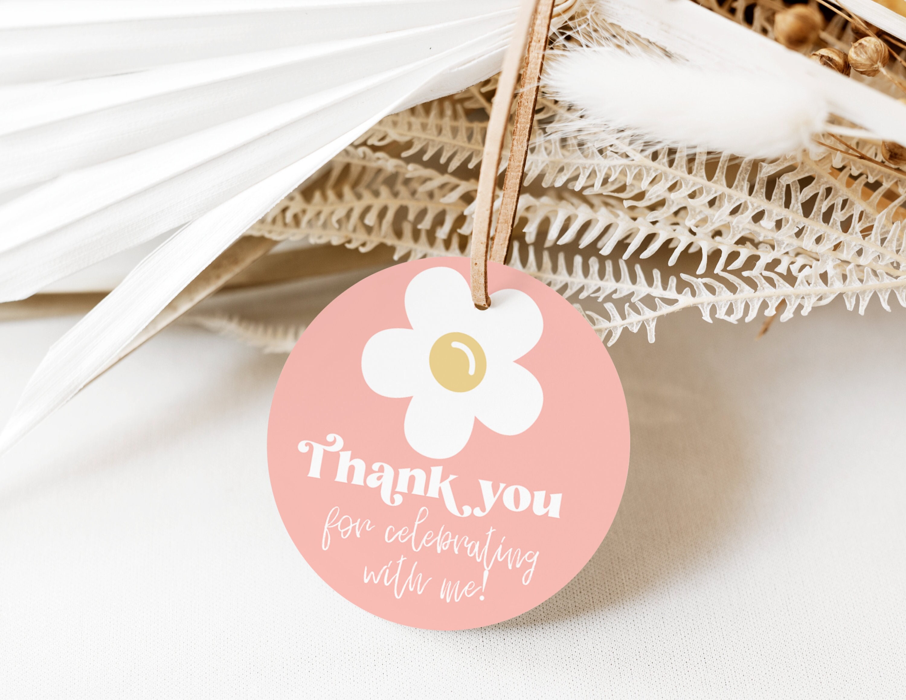 Editable Daisy Favor Tags | Daisy Gift Tags | Daisy Party Décor | Round ...