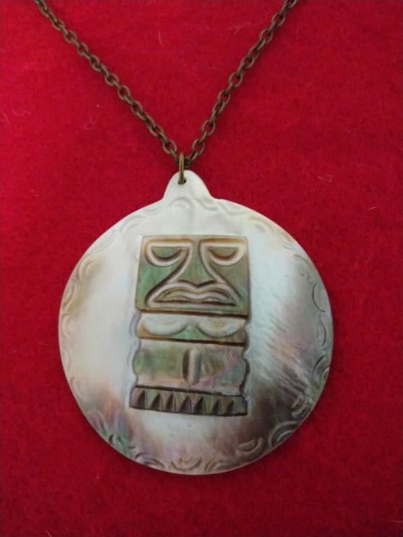 Tiki Pendant Necklace - Carved Bone Mask Vintage Poly… - Gem
