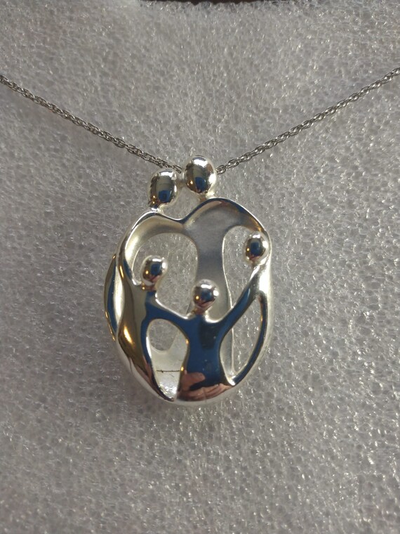 1990s Relios sterling silver "Loving Family of Five" … - Gem