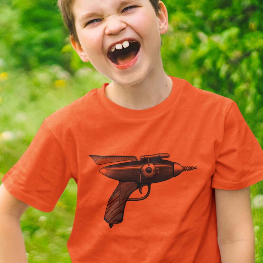Kids Ray Gun T-shirt Sifi Science Fiction Geek Space Age Blaster Gift ...