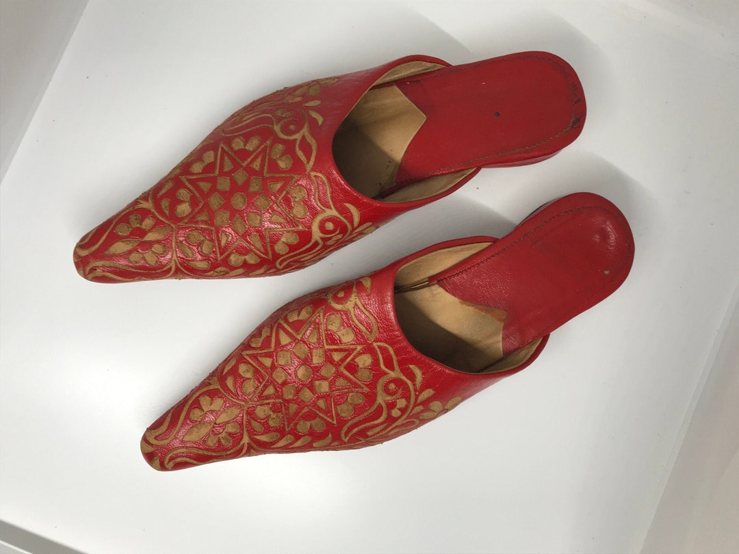 Red Vintage 80s Mules, Leather Shoes, Point Square Toe, Floral Cut Off ...