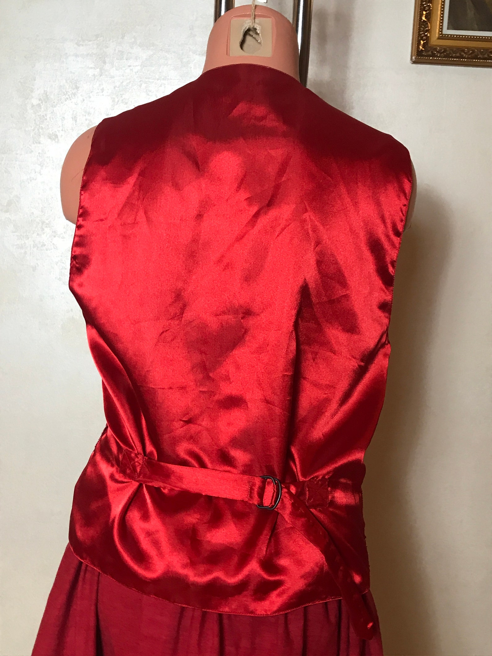 Red Vintage 80s Waistcoat, V-neckline, Sheath Design, Beads Embroidery ...