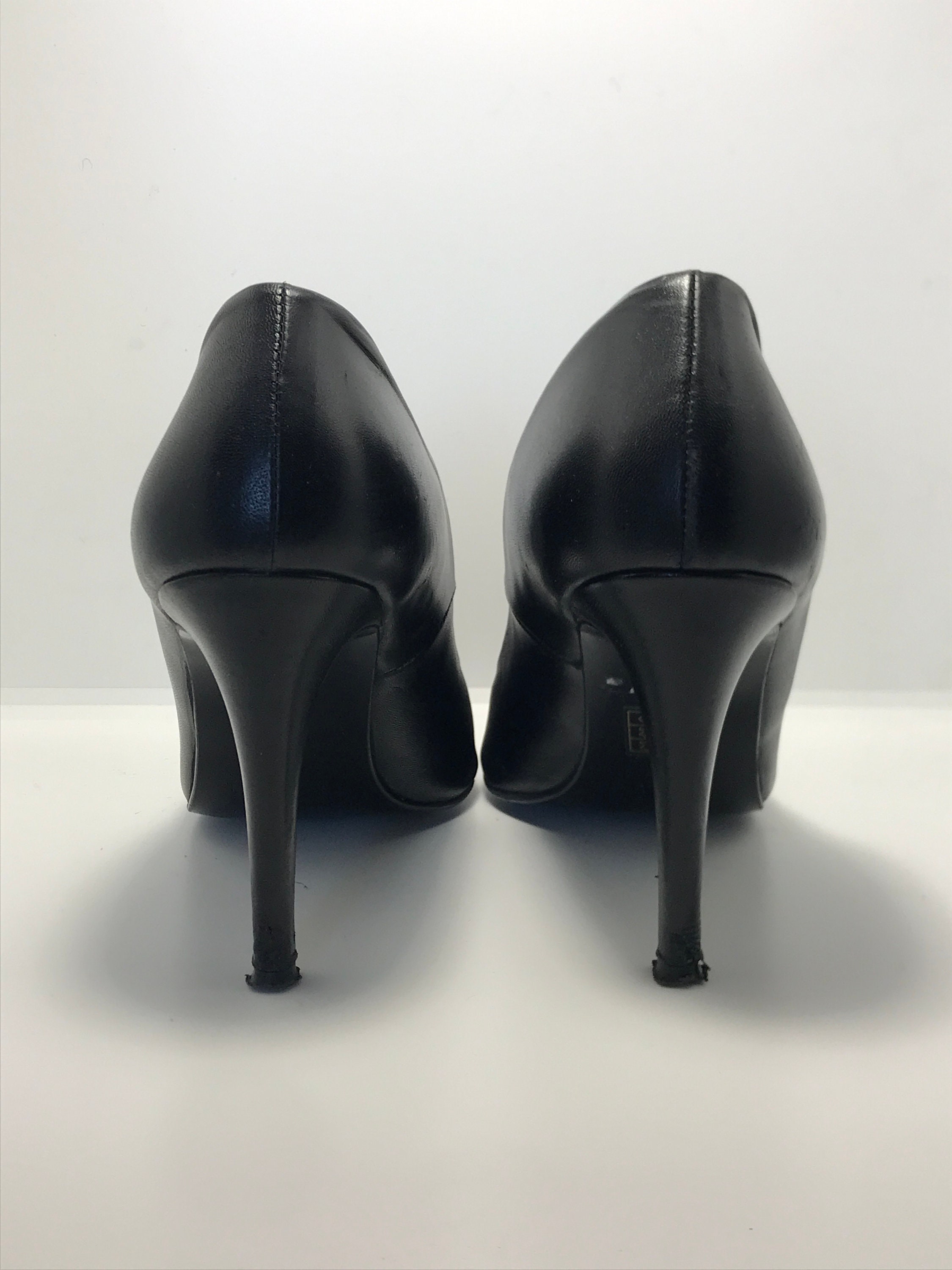Classic Vintage 90s Heels, Black Leather, Size 39, Point Toes, High ...