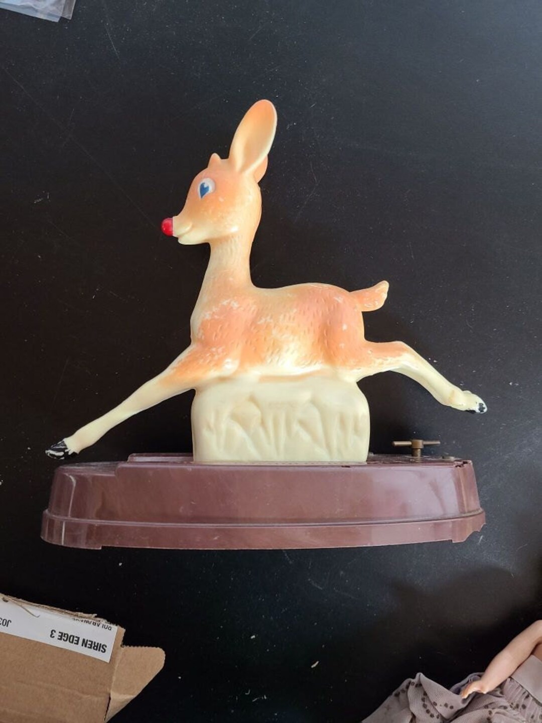 READ Raylite Paramount R.L.M. Lighted Musical Lamp Christmas RUDOLPH ...