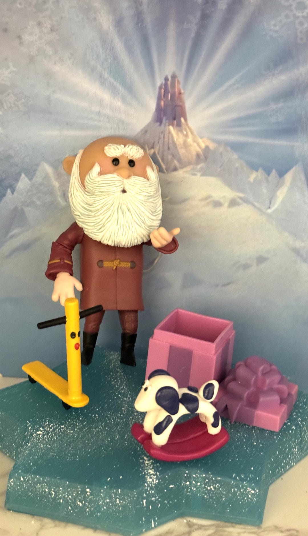 Rudolph Reindeer Island of Misfit Toys Figurines: Santa Claus, Rocking ...