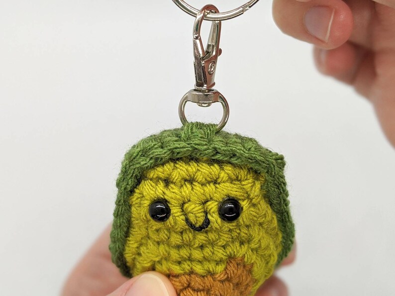 CROCHET PATTERN: Avocado Keychain Amigurumi Downloadable - Etsy