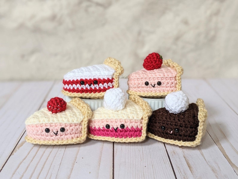 CROCHET PATTERN: Mini Pumpkin Pie Play Food Plush, Thanksgiving ...